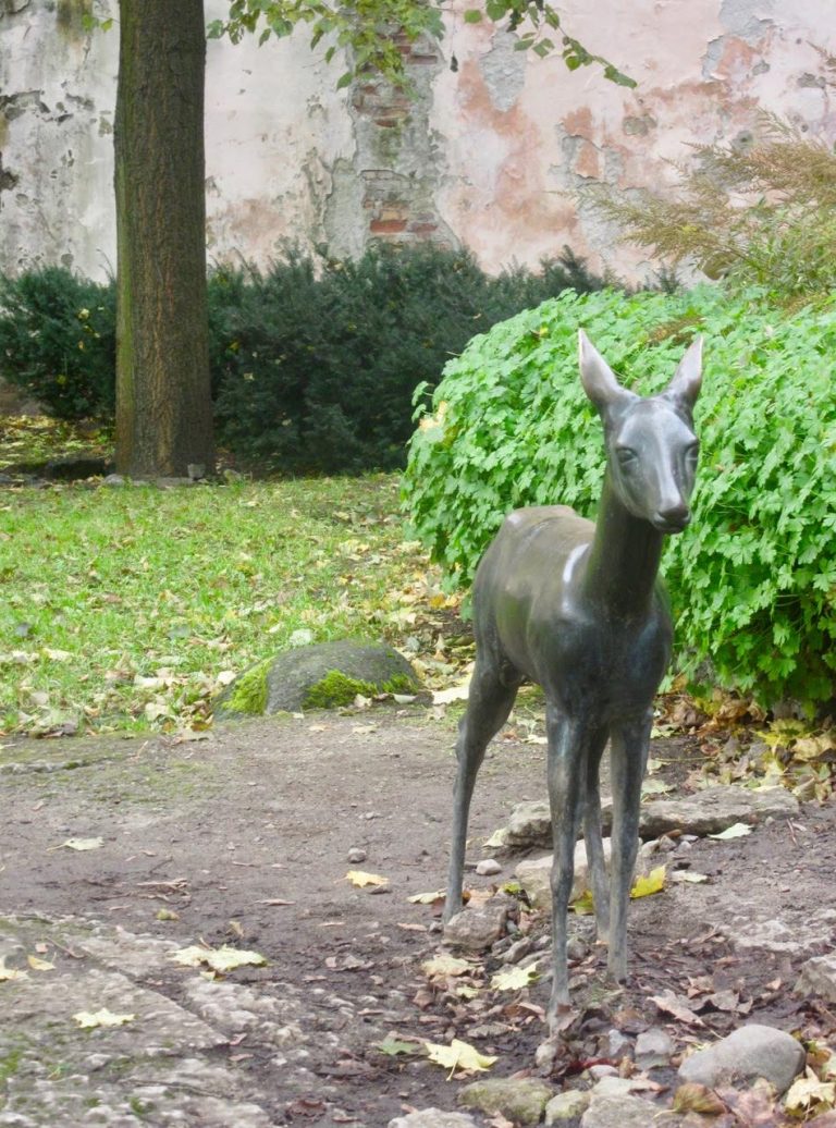 Devils, Deer and Miracles: Hidden Stories of Tallinn Old Town – Deep Baltic